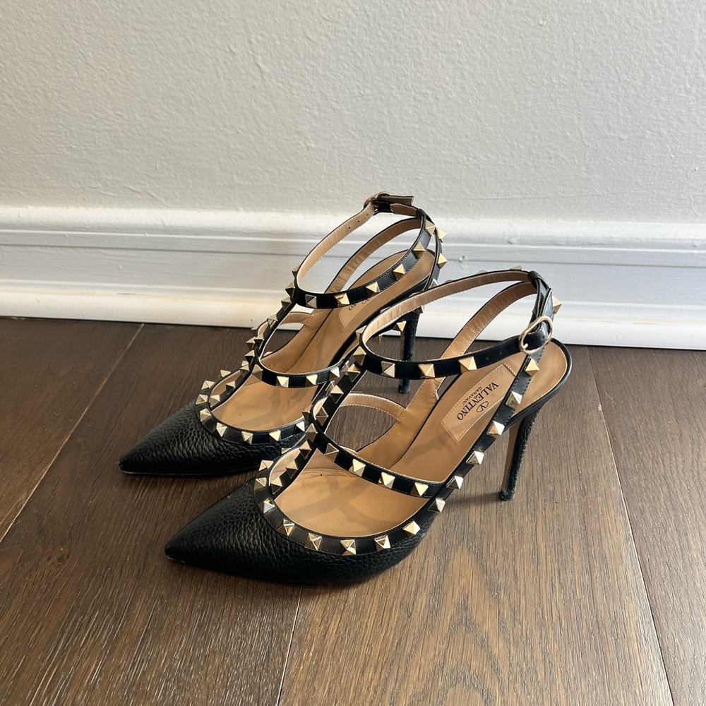 Valentino Rockstud Caged Pumps - Gem